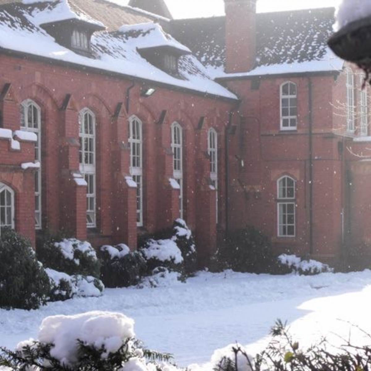 Altrincham Grammar School for Boys - School is open today - 13th january