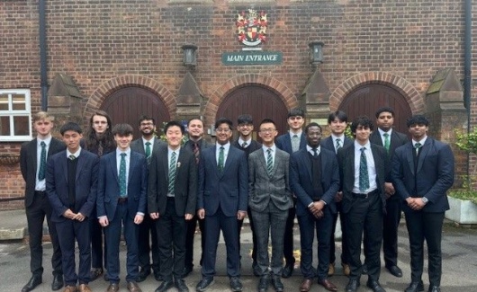 Altrincham Grammar School for Boys - AGSB Students secure 18 Oxbridge ...